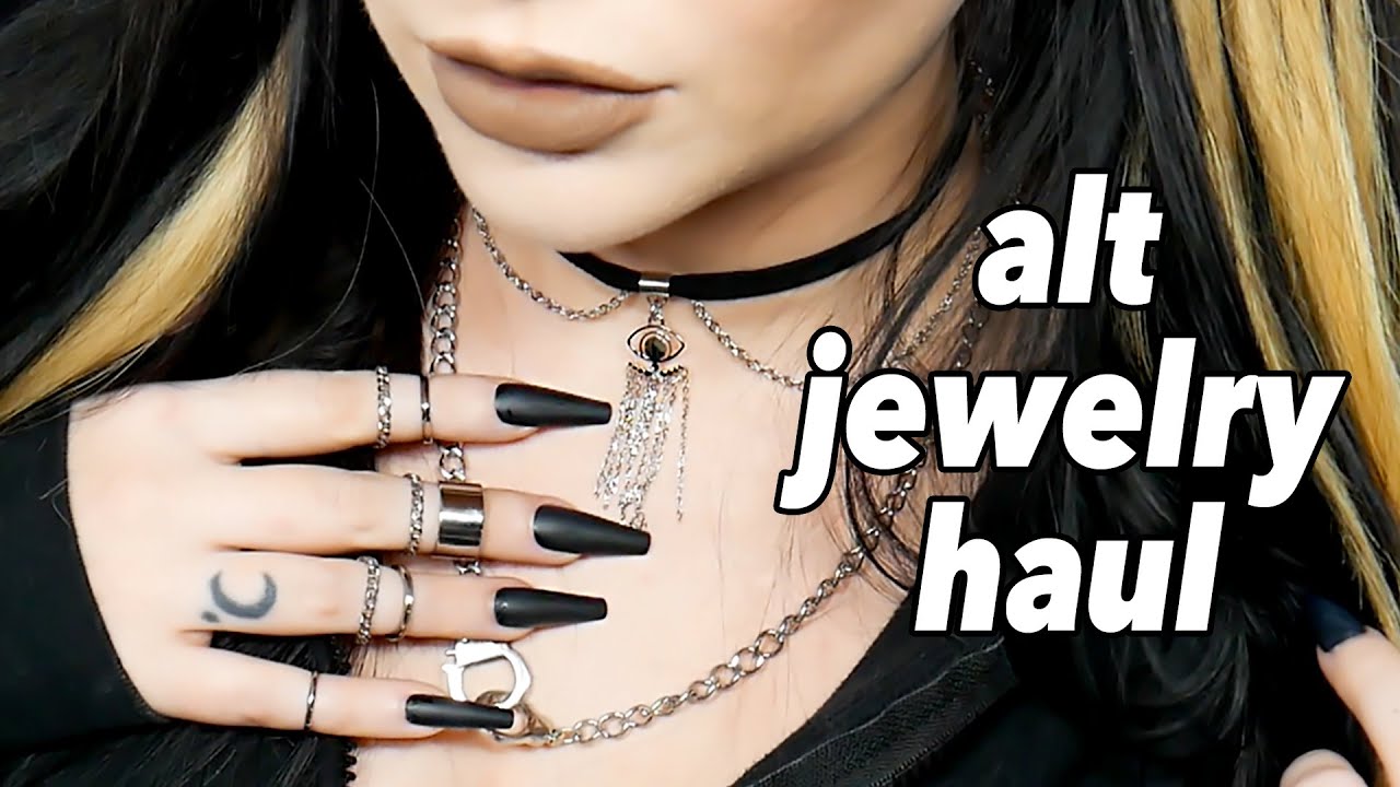 GOTH/ALT JEWELRY UNBOXING & Try On HAUL!!! (Blackhead Jewelry Review ...