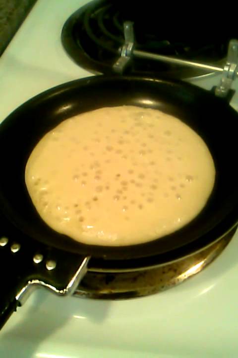 Perfect Pancake maker - YouTube