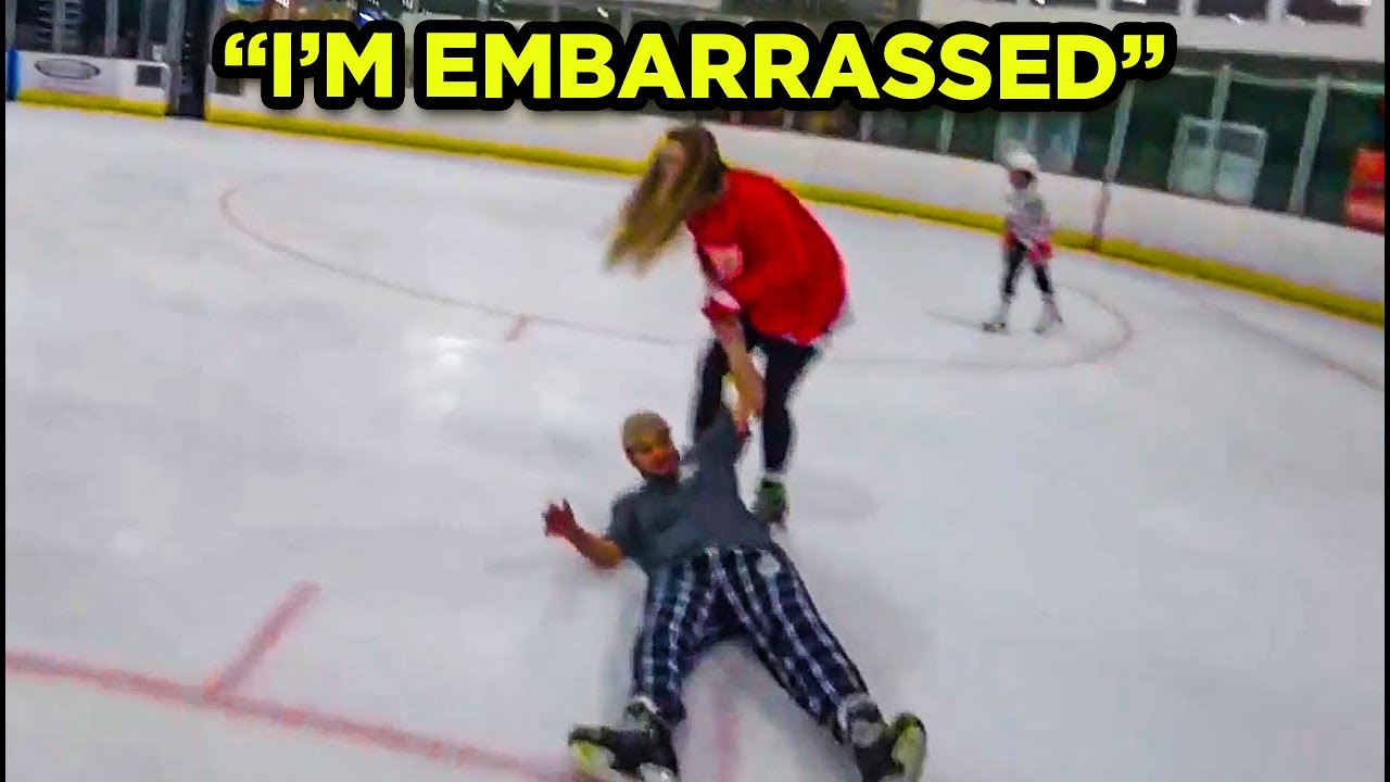 Erobb221 Falls in Slow Motion While Ice Skating - YouTube