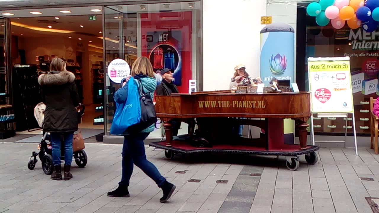 Marcel Kuipers aus Holland in Neuss - Teil 1 - YouTube