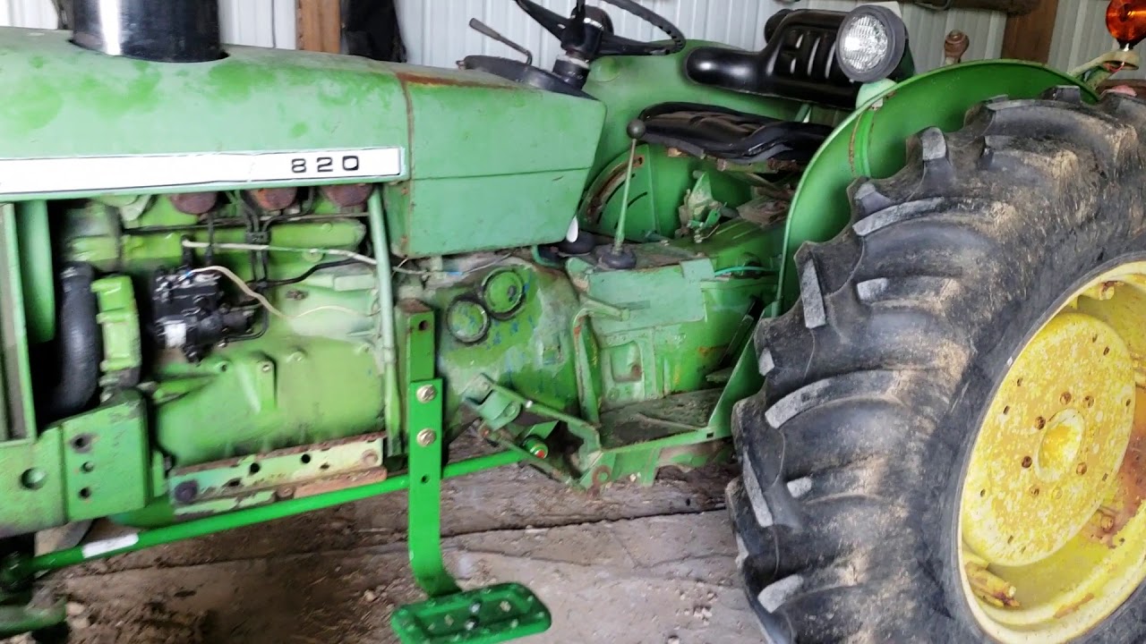 1971 John Deere 820 Tractor - YouTube