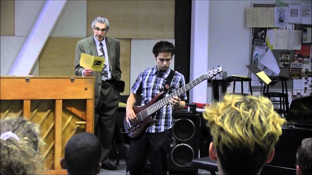 For Buckethead Bass Solo By Andrew Murillo - YouTube