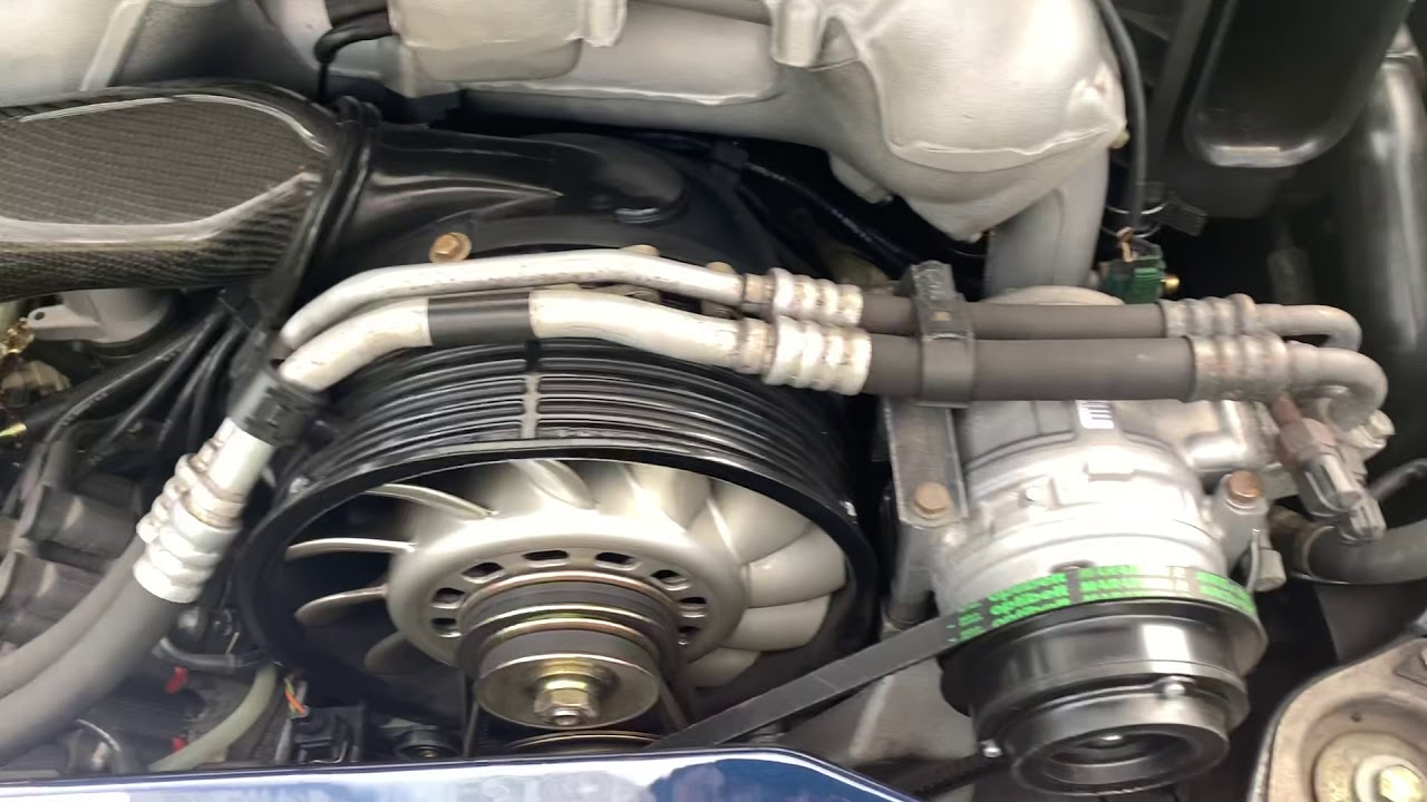 Porsche 993 Engine Bay - YouTube
