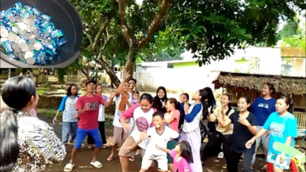 NYAWER ANAK YANG BARU BISA JALAN..HEBO !!! - YouTube