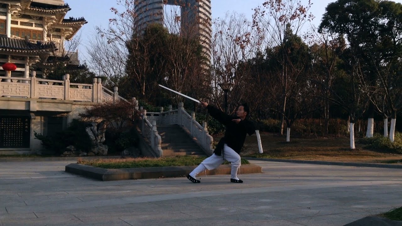 Wudang San Feng Tai Chi Sword - YouTube