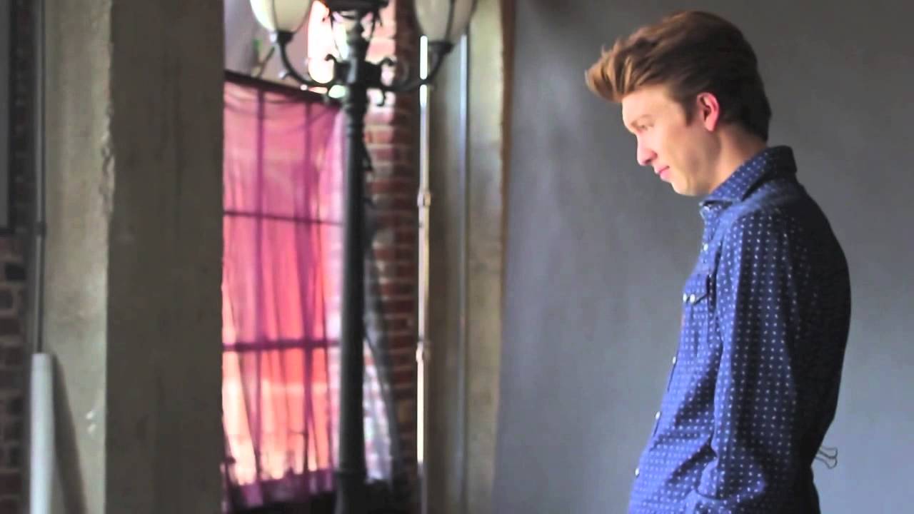 BEHIND THE SCENES + MEN TO WATCH - YouTube