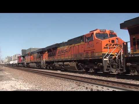 BNSF #6915 Leads WB Intermodal with Ferromex Power. Olathe, KS 4/1/23 - YouTube