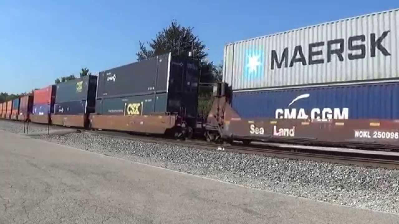 CSX Intermodal Train with 3 Locomotives - YouTube