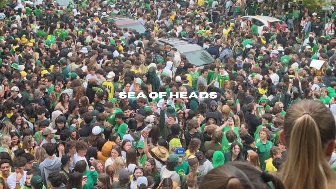 university of oregon spring football game - YouTube