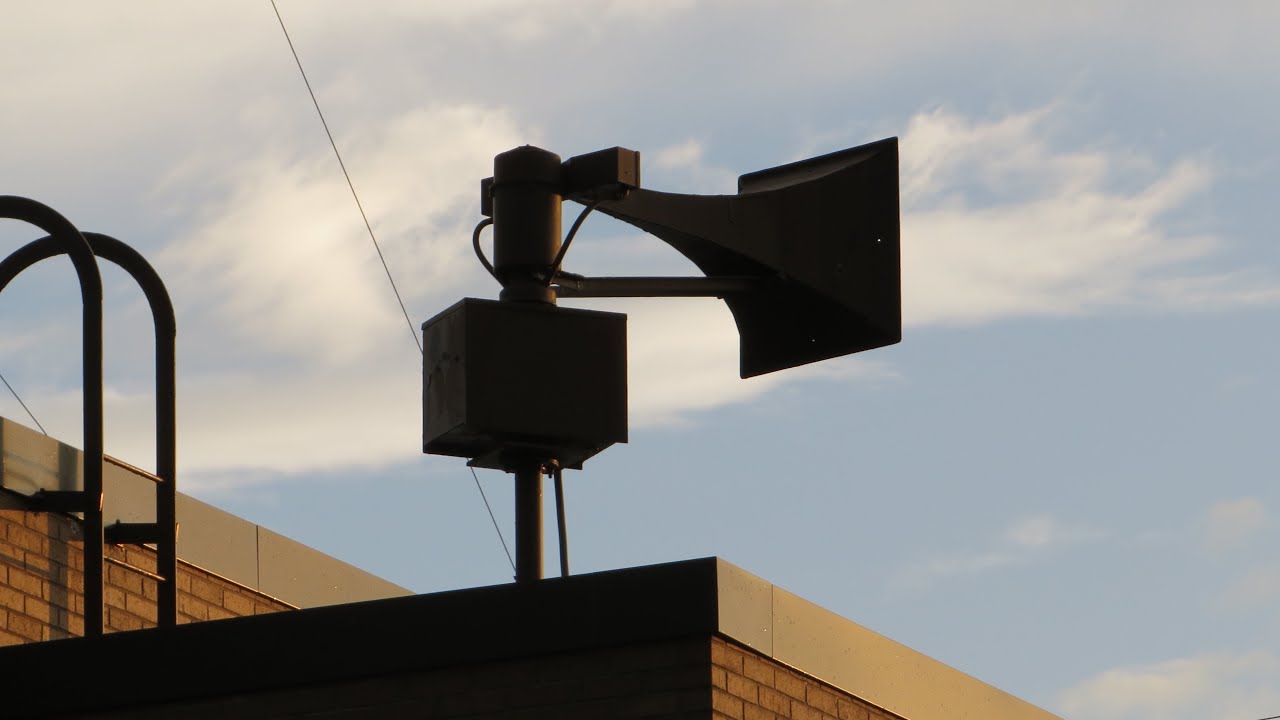 FS&S Thunderbolt 1003 Fire Siren Test | Fire Signal | Holtsville, NY ...