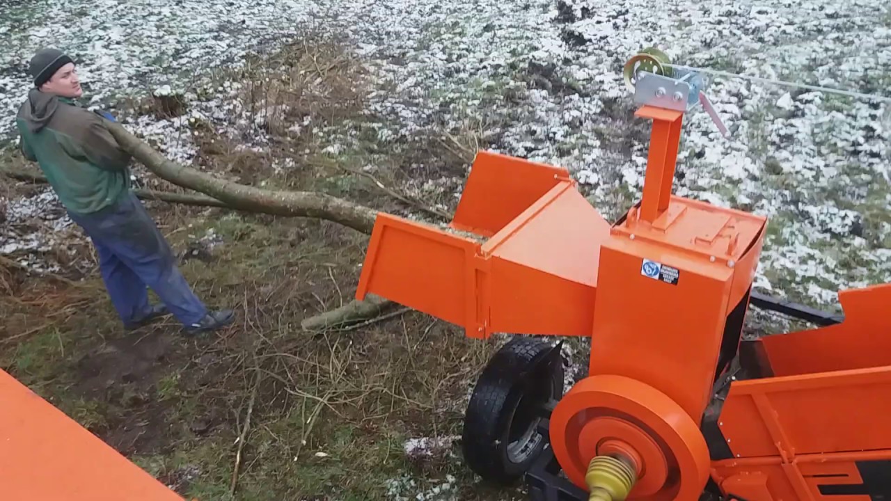 Rębak r 200 z taśmociągiem 3,80m Wynajmę - YouTube