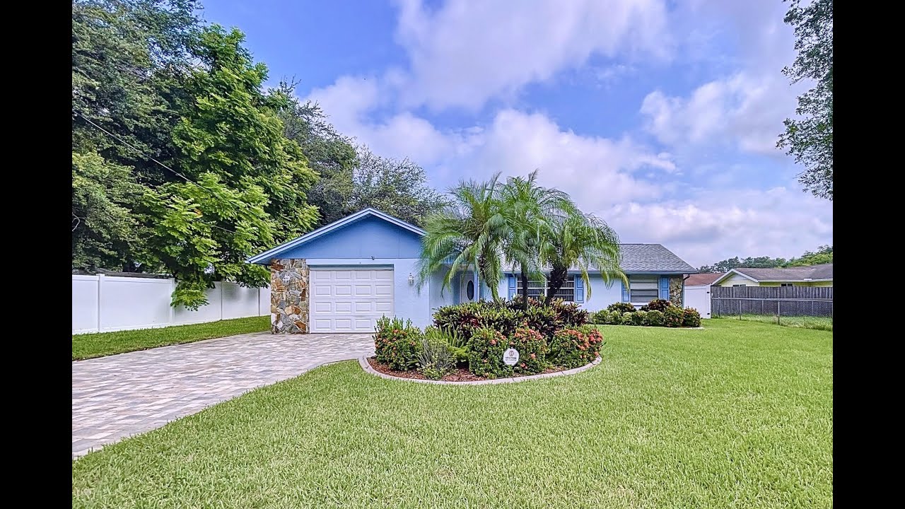 New Port Richey, FL Real Estate Photography - 6233 Trouble Creek Rd ...