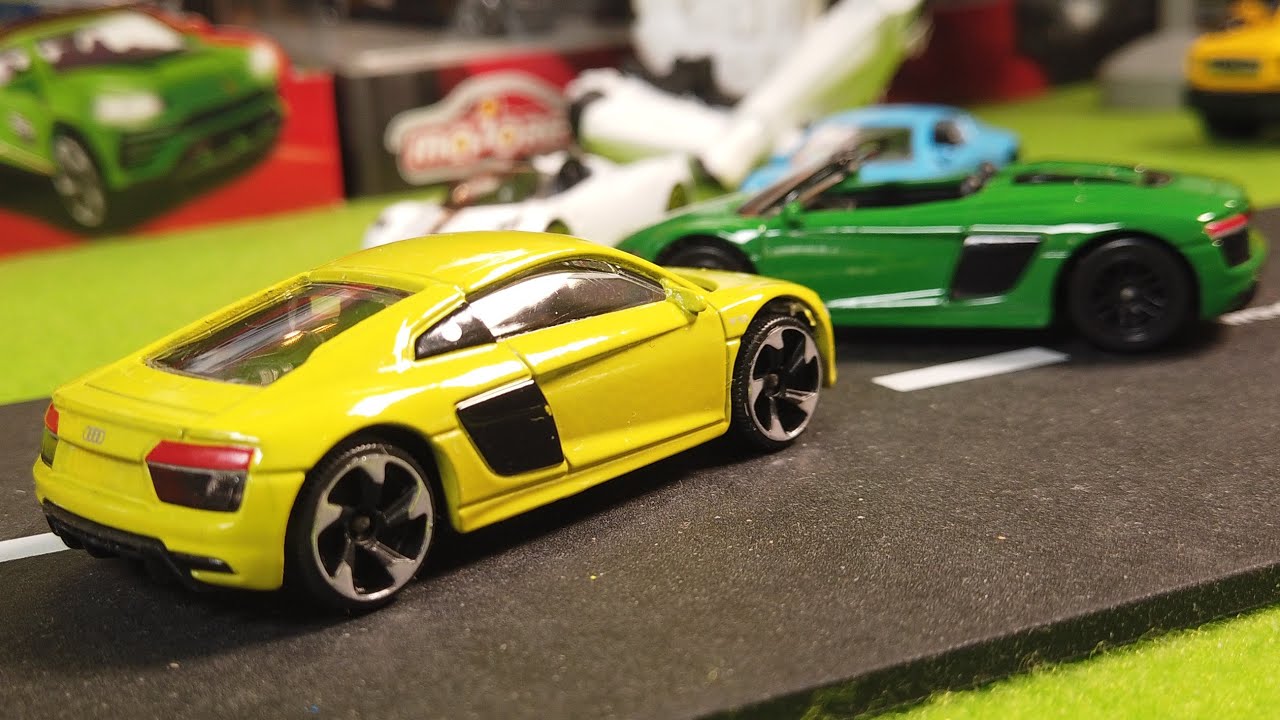 Majorette: Audi R8 | Just Small Cars - YouTube