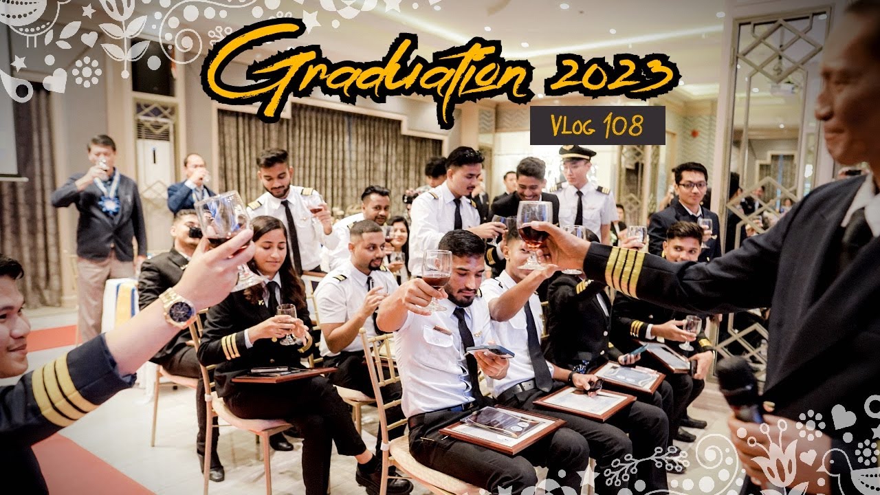 GRADUATED 🎓 Pilot's Graduation Vlog - YouTube