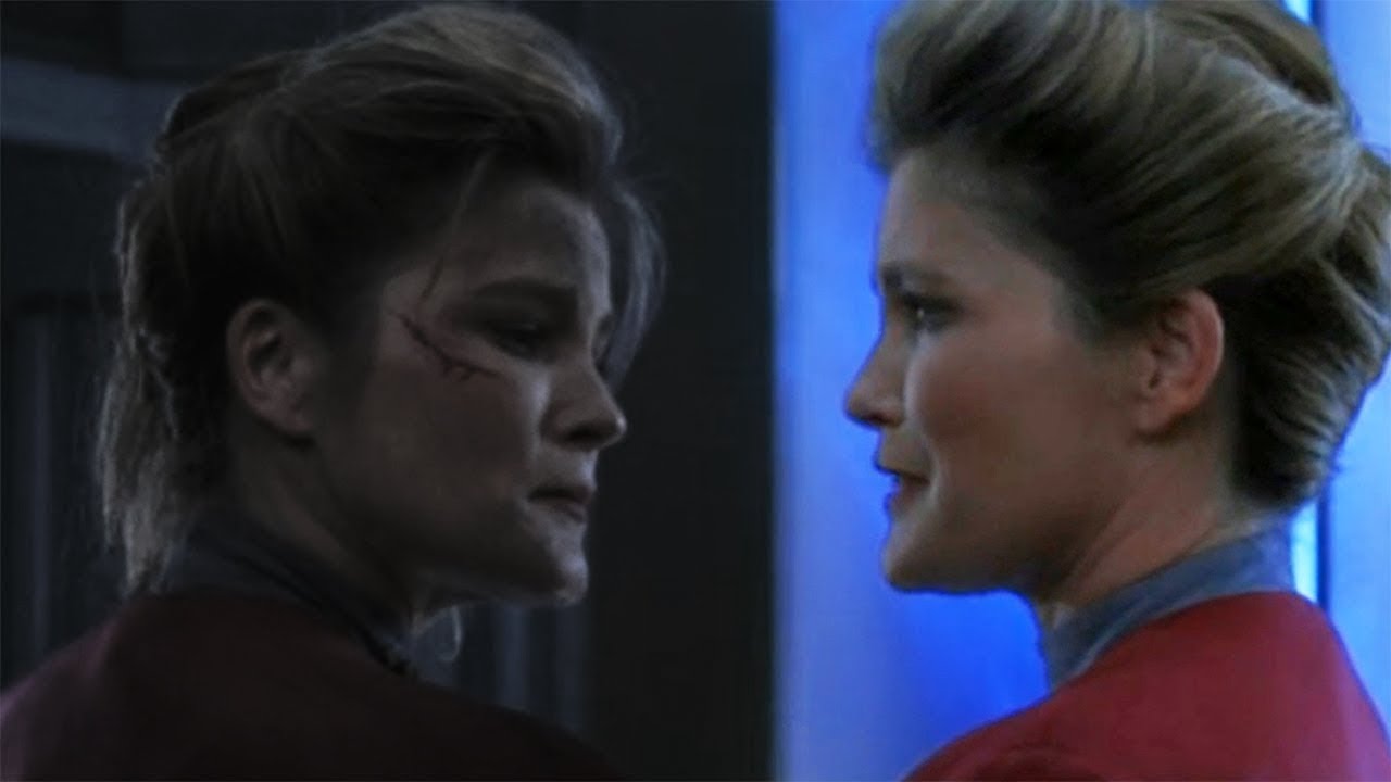 Voyager Lore : Baby's Passing, Vidian Snacks, and a Good Janeway - YouTube