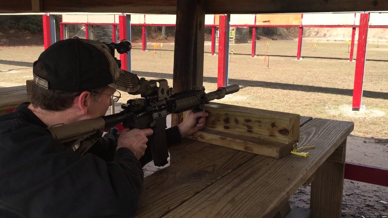 Firing the Surefire SOCOM556-RC Suppressor - YouTube