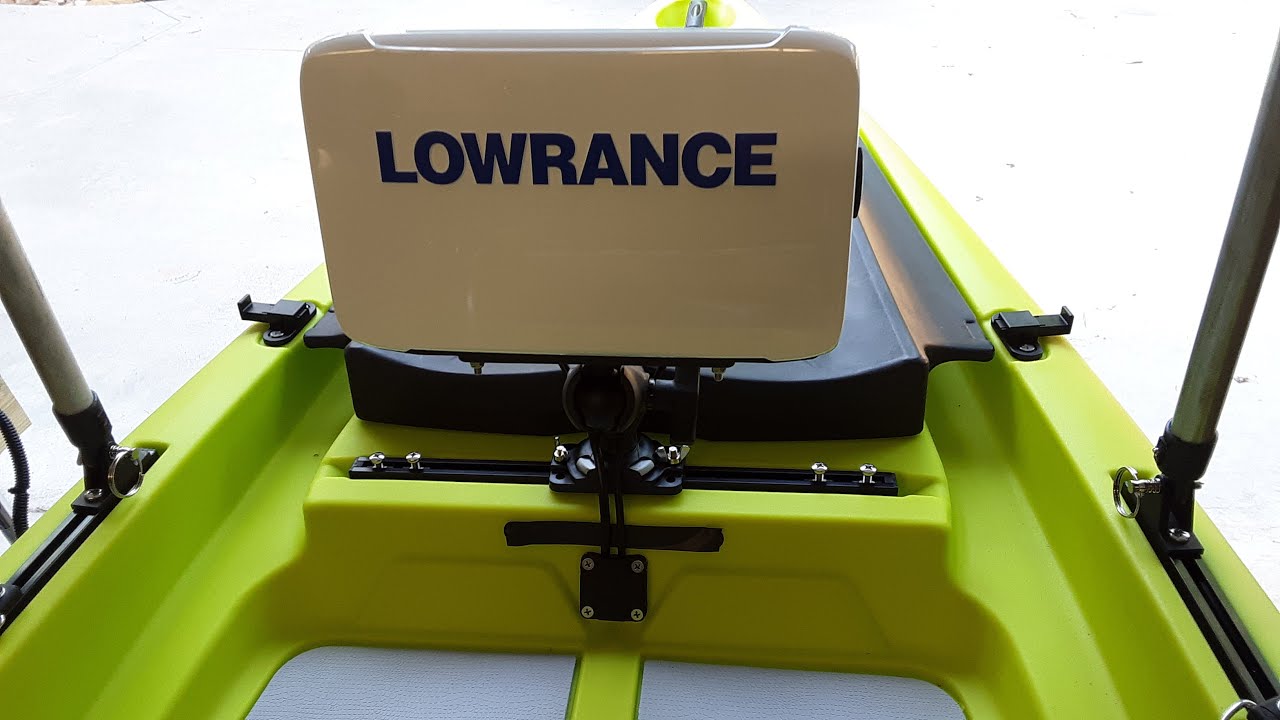 Hoodoo Hero 130 Fishfinder and Transducer Installation - YouTube