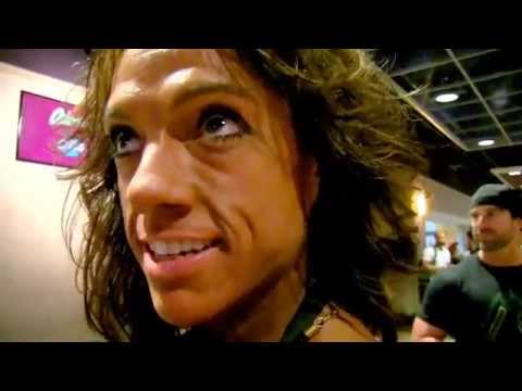 Sheila Bleck, IFBB pro Bodybuilder at Fan Expo Las Vegas
