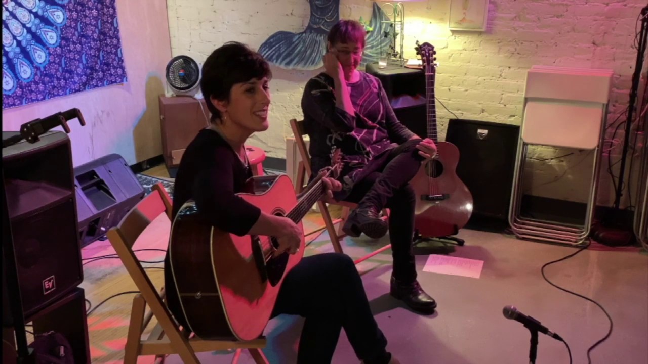 Isabel Taylor at the Joyful Jewel - YouTube