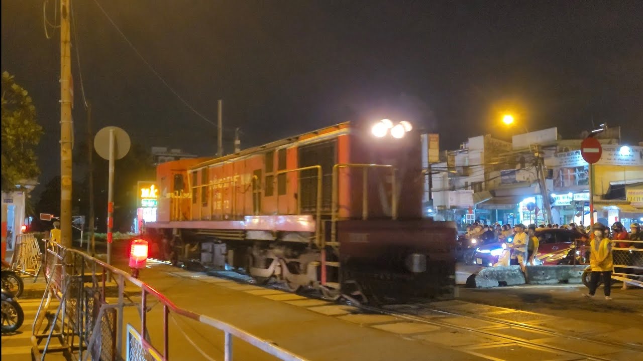 [778] D13E-712: K0501 (20:25 - 19/11/2022) - YouTube