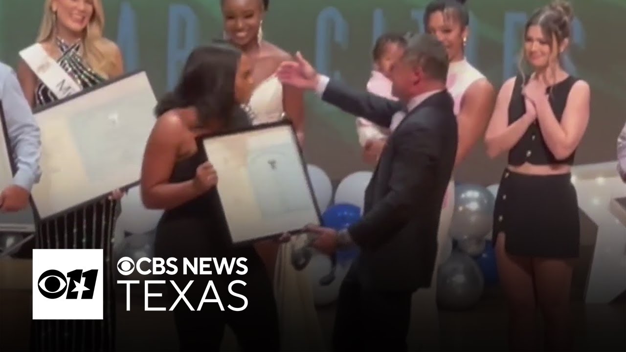 CBS News Texas' Scott Padgett presented with President's Lifetime ...