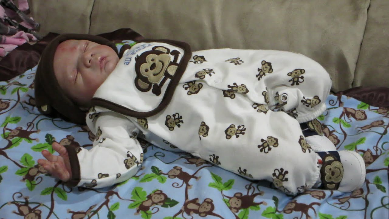 Mommy and Reborn Baby Jamie's Day - Doll Break Ep. 161 - YouTube