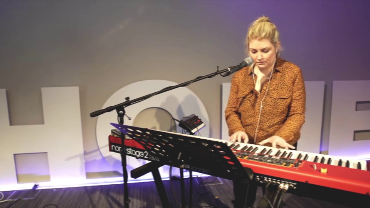 Worship // Joni Clarke // 19.4.20 - YouTube