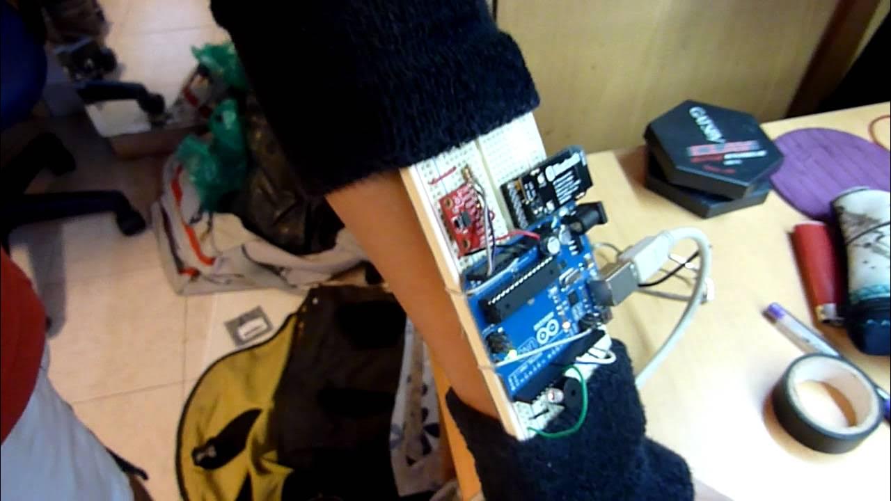 Fall Detector Demo ADXL345 with Arduino Uno FYP 2012 - YouTube