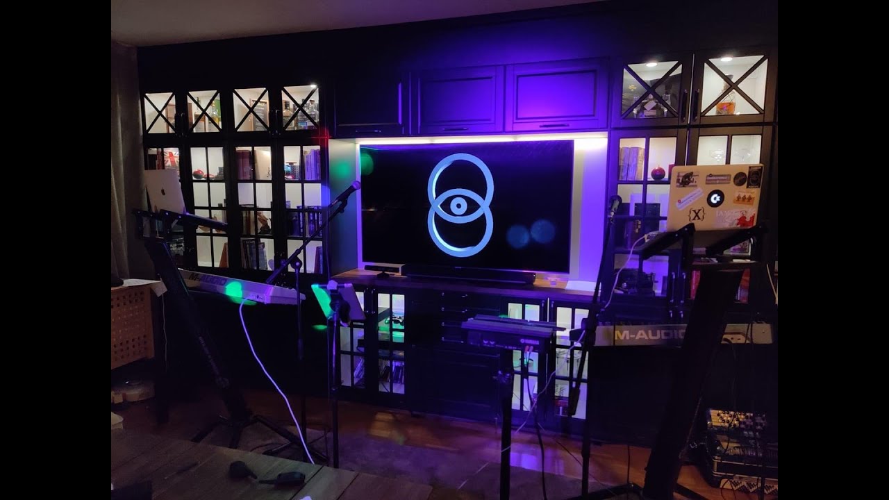 Vogon Poetry - Live from the Living Room 20-11-14 - YouTube