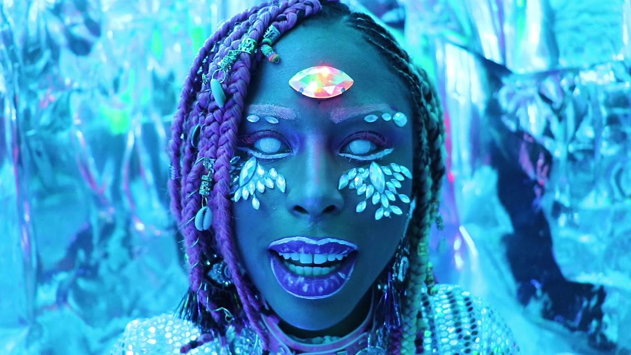 A.M.K (ALIENMACKITTY) - EYEGO - YouTube