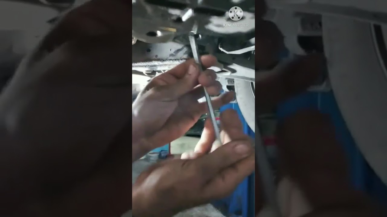 نيسان صني والطريقه الصحيحه لتغير زيت فتيس Nissan Sunny N17 اتوماتيك Youtube