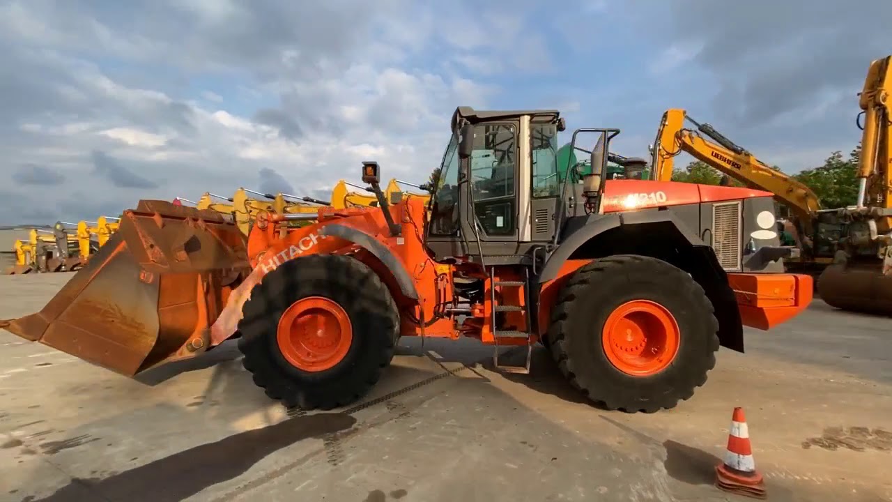(3920) Hitachi ZW 310 Radlader - YouTube