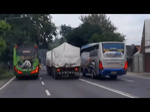 DETIK² SUGENG RAHAYU OVERTAKE BUS RESTU - YouTube
