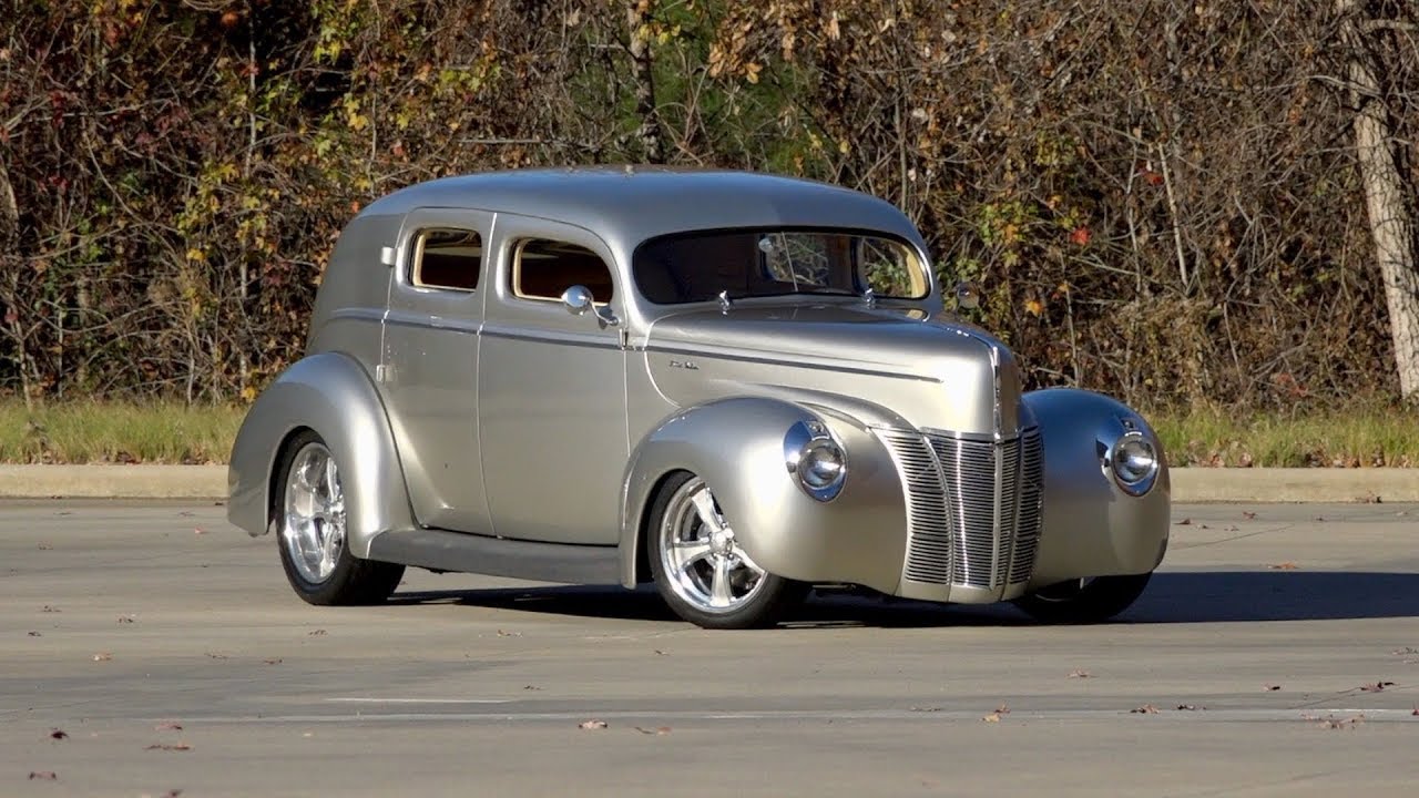 1940 Ford Sedan Custom