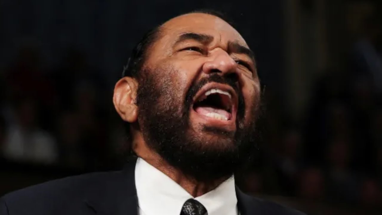 Al Green Kicked From Trumps Speech #trump #news #politics - YouTube