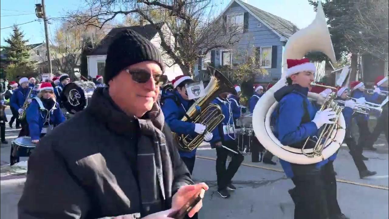 Oakville Santa Claus Parade 2023 - YouTube