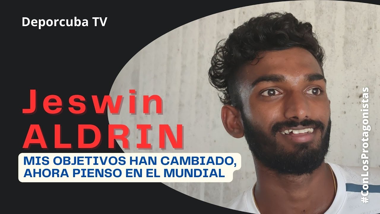 Jeswin Aldrin piensa en el mundial - YouTube