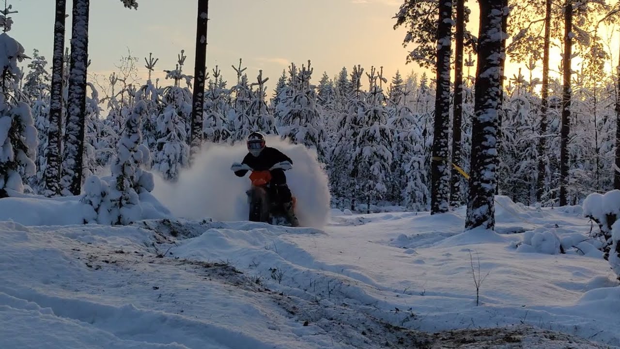 KTM SX 125 - Winter Wonderland - YouTube