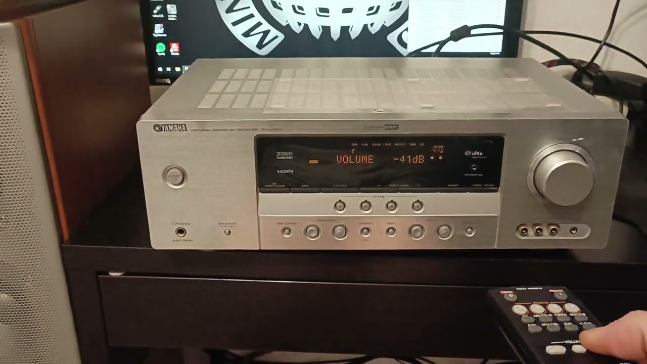 Yamaha rx v363 - YouTube