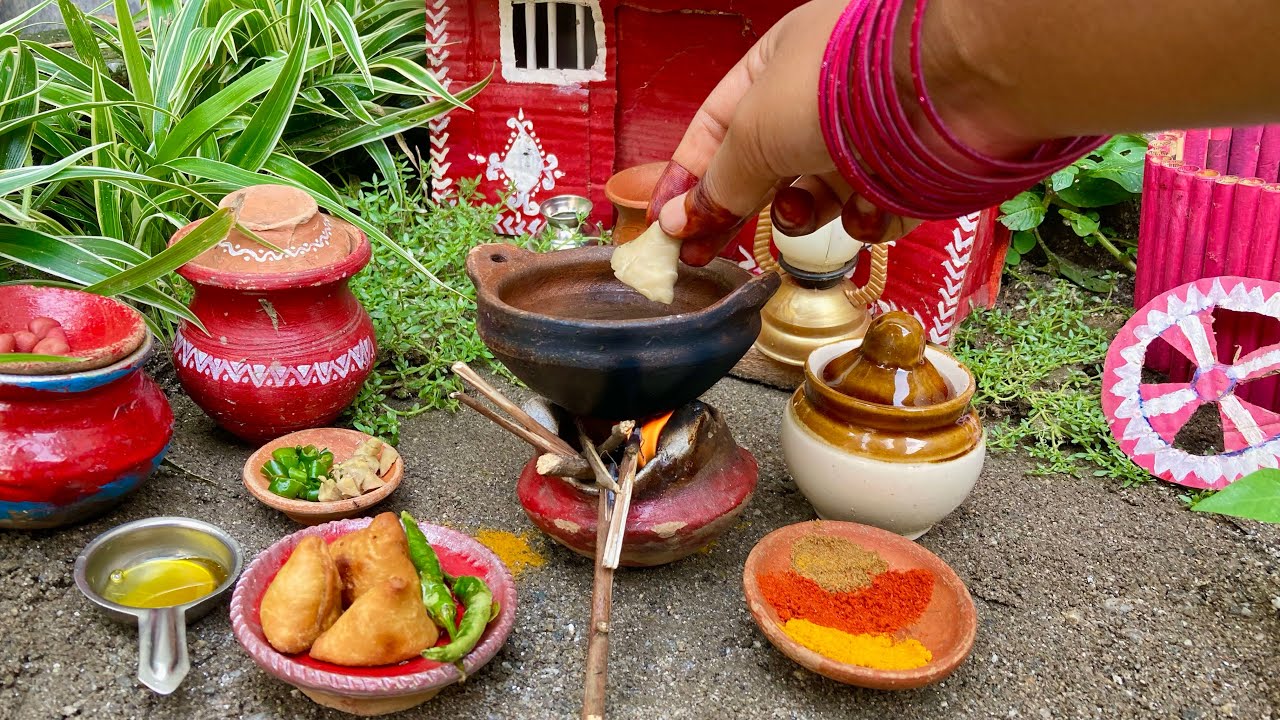 Miniature Samosa | Street Style Samosa | The Mini Foods - YouTube