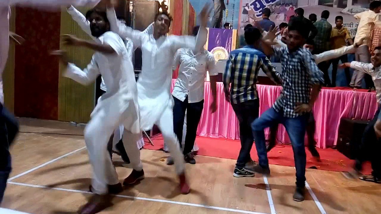 Velly putt ft. Satya, Vijay - YouTube