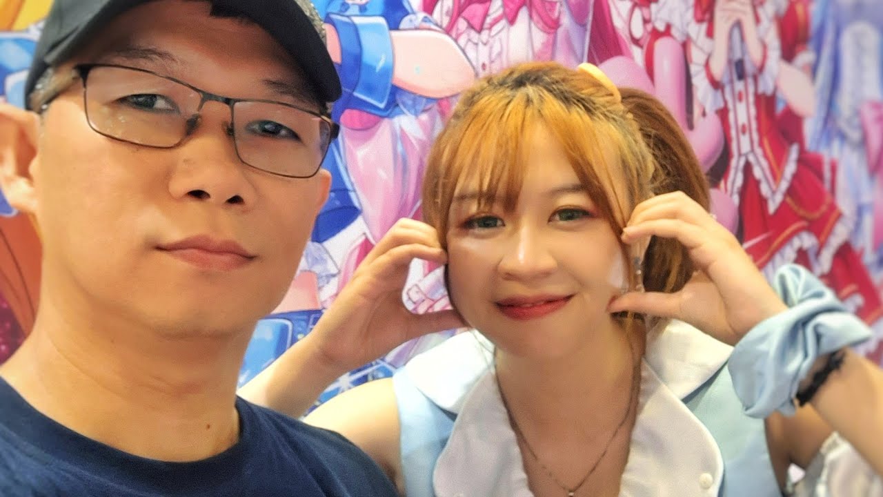 My POV - U by Moon Nana, AEON Mall Tanjung Barat - YouTube