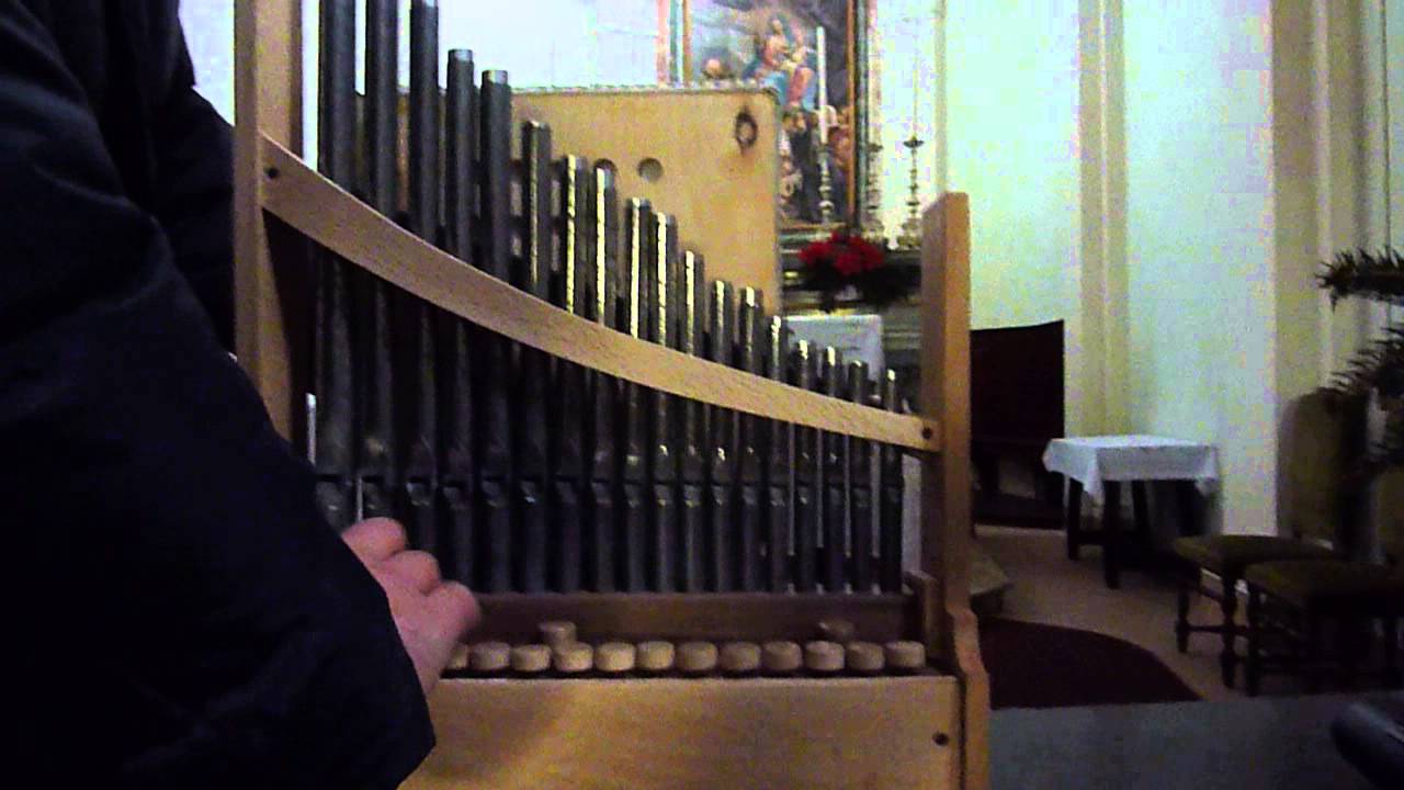 organo portativo ,organetto medievale,portative organ - YouTube