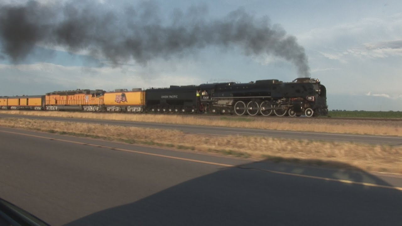Steam Train Thunder of Union Pacific 844 - YouTube