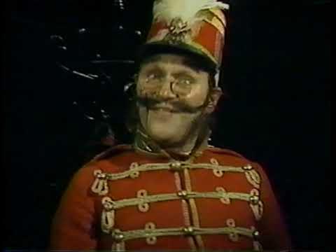 On the Razzle (1983) - YouTube