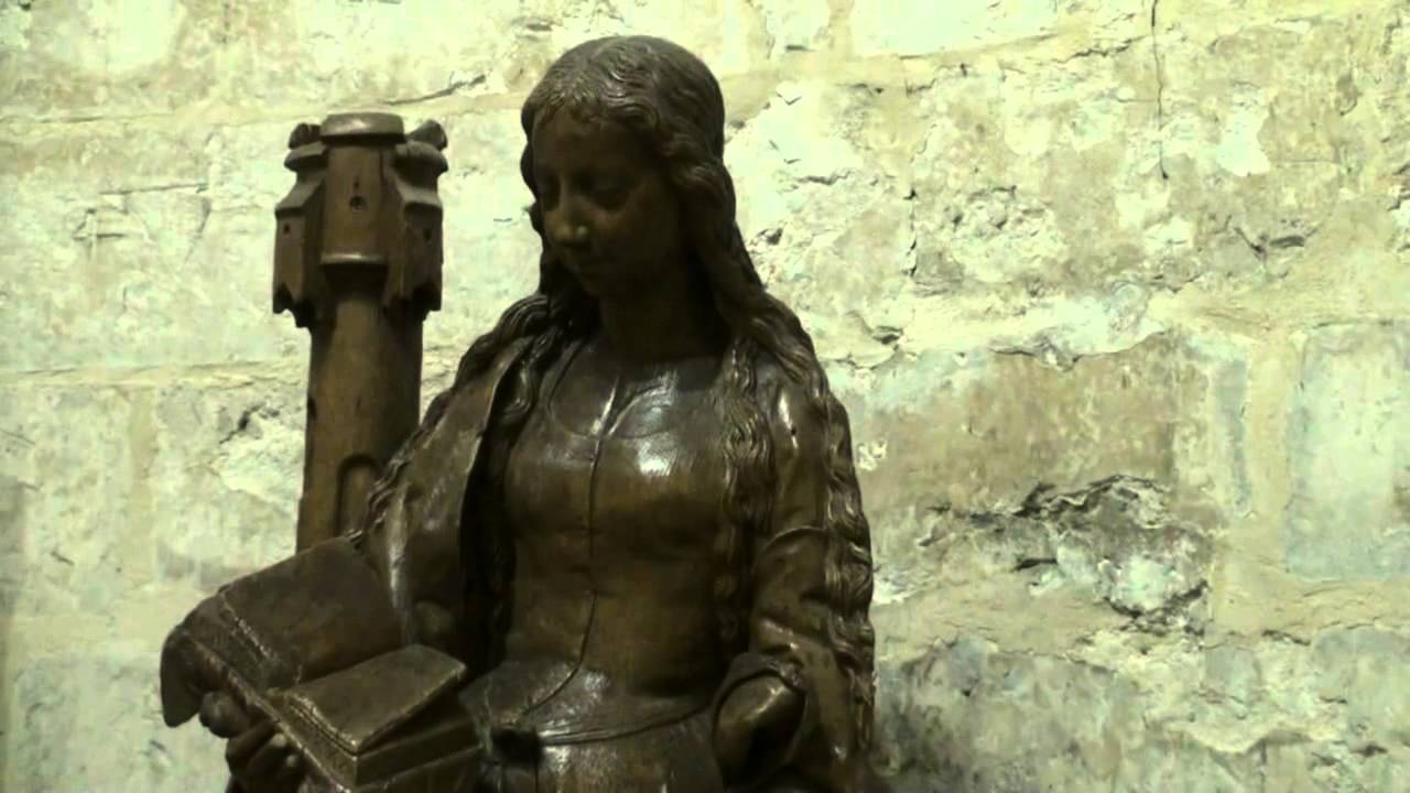 La statue de Sainte Barbe - YouTube