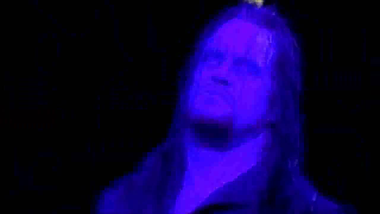 WWE The Undertaker 2011 Titantron [HD] - YouTube
