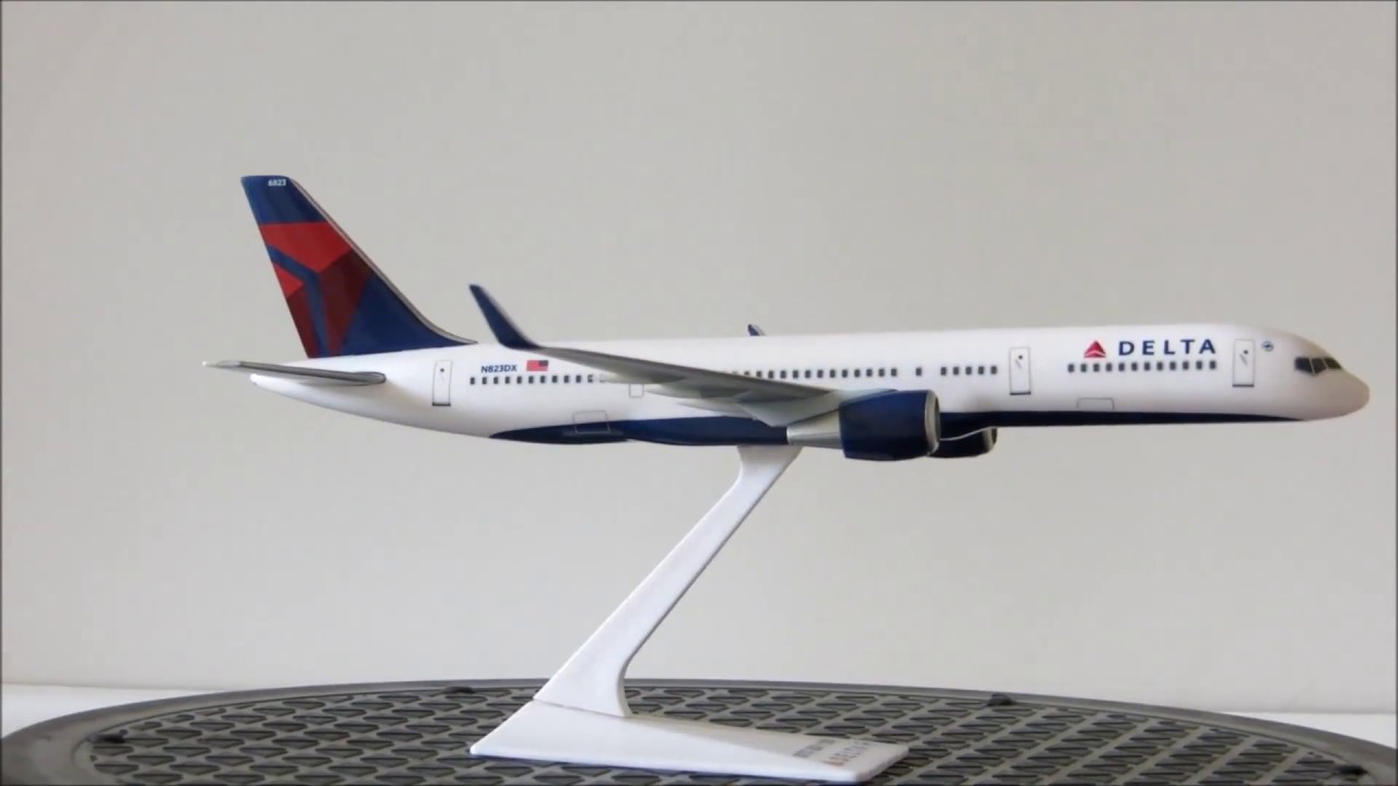 Flight Miniatures Delta Airlines Boeing 757-200 1/200 Scale Model with ...
