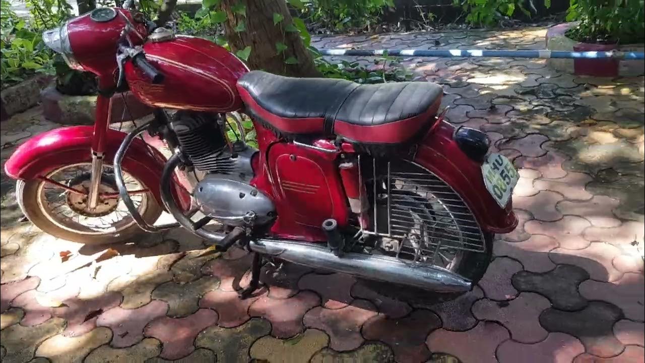 JAWA 250 - 1965 Kickstart after 2 years - YouTube