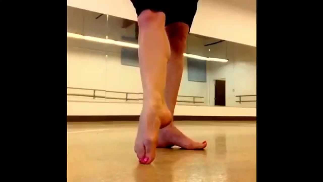 Tendu for stretch and strength - YouTube